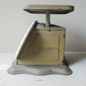 The Canton Hdwe. Co. Scale, Antique Family Scale, Farmhouse Decor ...