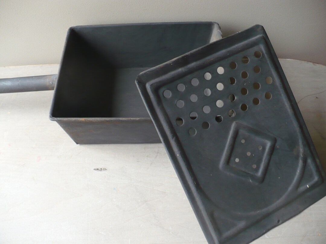 Vintage Metal Bed Warmer, Antique Warming Pan, Metal Coal Box With Long ...