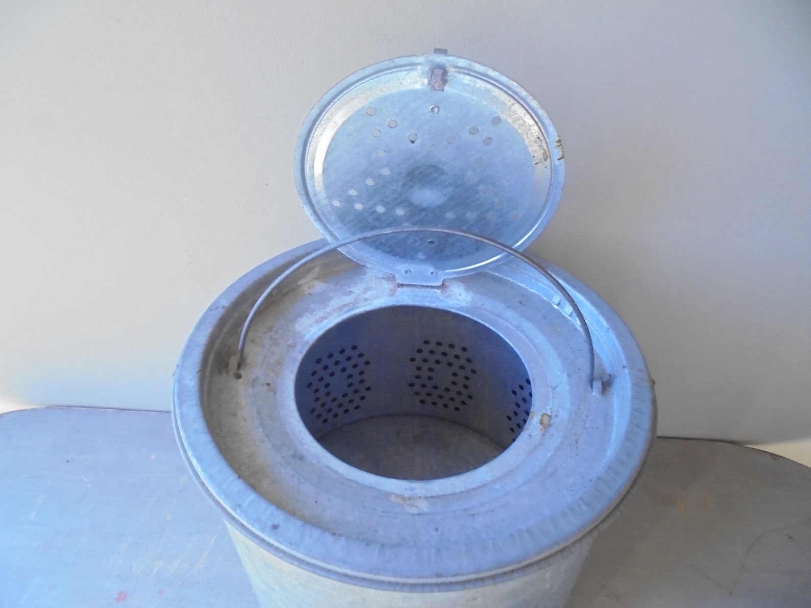 Vintage Minnow Two Piece Bucket Star Shape Cut Out Metal - Etsy