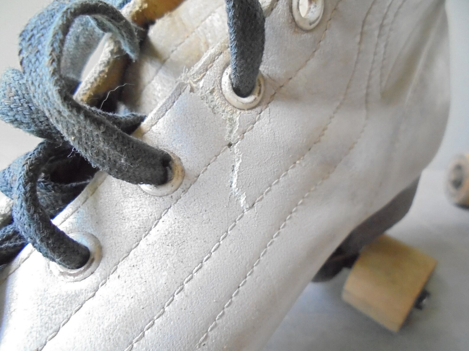 Vintage Roller Skates White Roller Skates With Wooden Wheels - Etsy