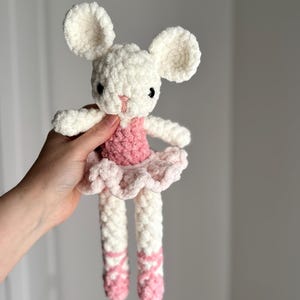 Brie Mouse + Mermaid Tail Mod CROCHET PATTERN (fable Collection) - Etsy