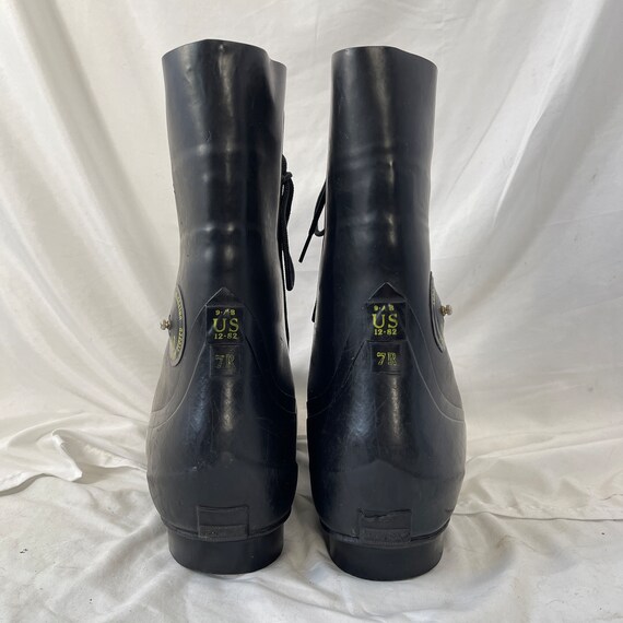 US GI Military Mickey Mouse Extreme Cold Weather Bata… - Gem