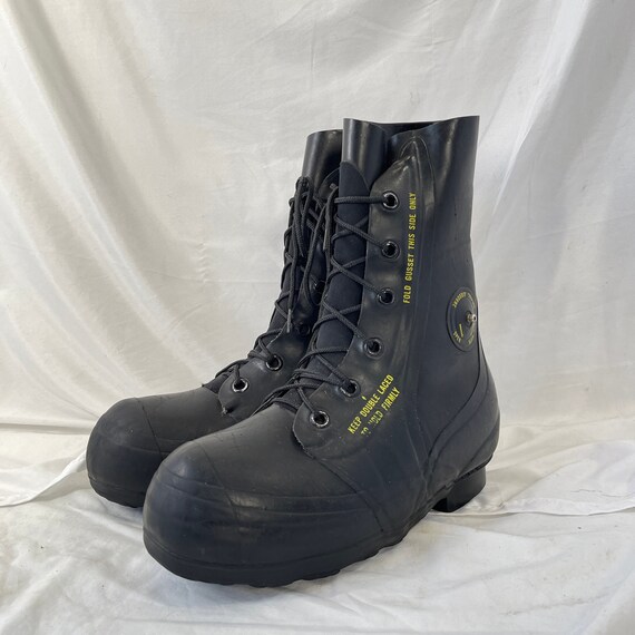 US GI Military Mickey Mouse Extreme Cold Weather Bata… - Gem