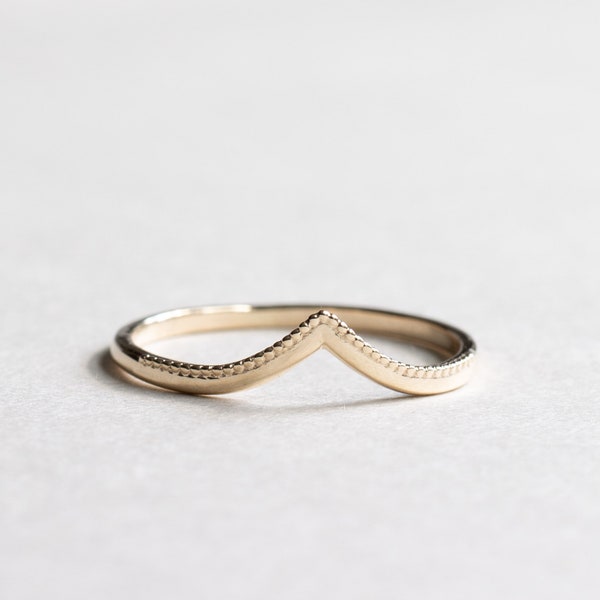 Gold Chevron Wedding Band - Etsy