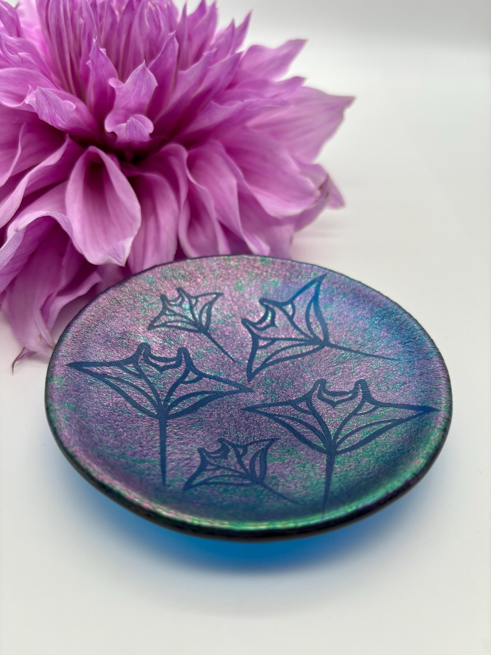 Iridescent Manta Rays Fused Glass Ring Dish - Etsy