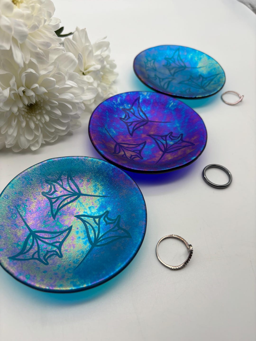 Ocean Glow Iridescent Manta Ray Glass Ring Dish - Etsy