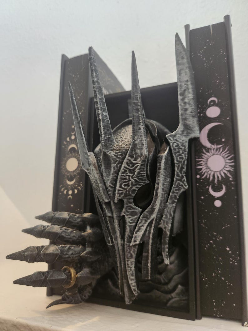 Hand Painted Sauron Inspired Book Nook | Lord of the Rings - Etsy