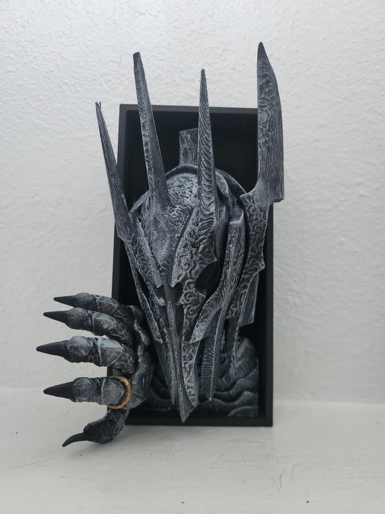 Hand Painted Sauron Inspired Book Nook | Lord of the Rings - Etsy