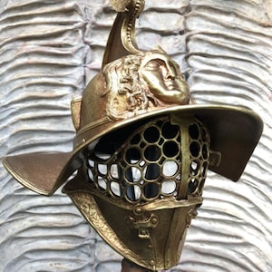 Larp Armor, Ancient Helmet, Gladiator Helmet, Thracian Armor, Museum ...