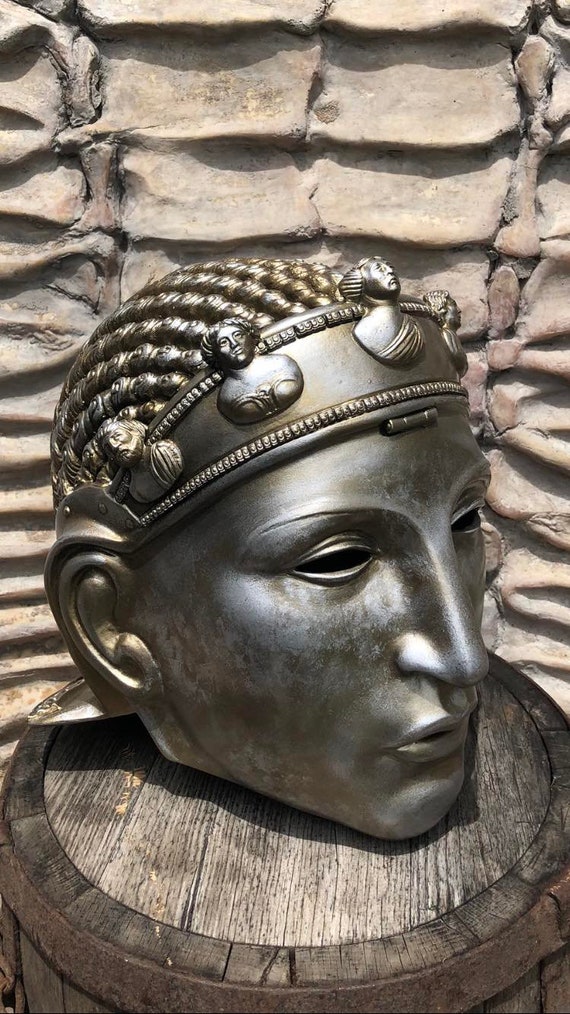 Ancient Roman Helmet Rusty Steel Roman Centurion Helmet With Red Crest