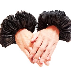 Elizabethan Neck , Tudor Renaissance Ruffled Costume Ruff , Adult ...