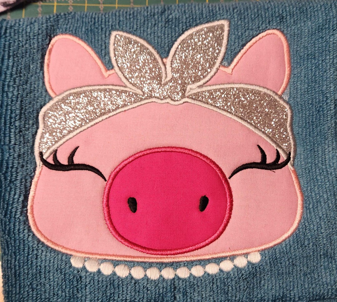 Boujee Pig Hooded Towel - Etsy