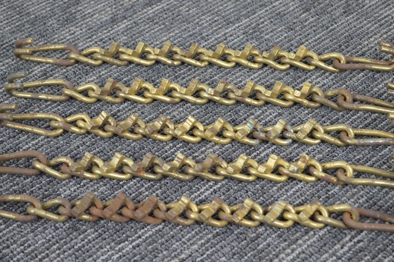 Vintage Metal Half Twist Chain, Rusty Industrial, Metal Steampunk ...
