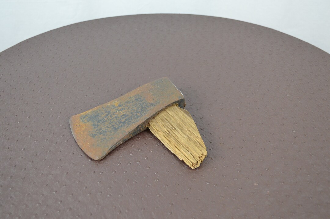 Rusty Axe Head, Broken Axe, Vintage Forest Tool, Rustic Lumberjack, 581 ...