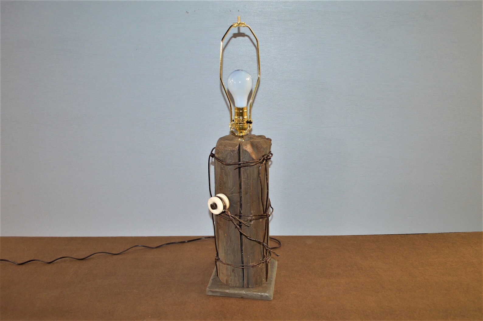 Rustic Cedar Wood Fence Post Lamp, Country Table Light, Old Vintage ...