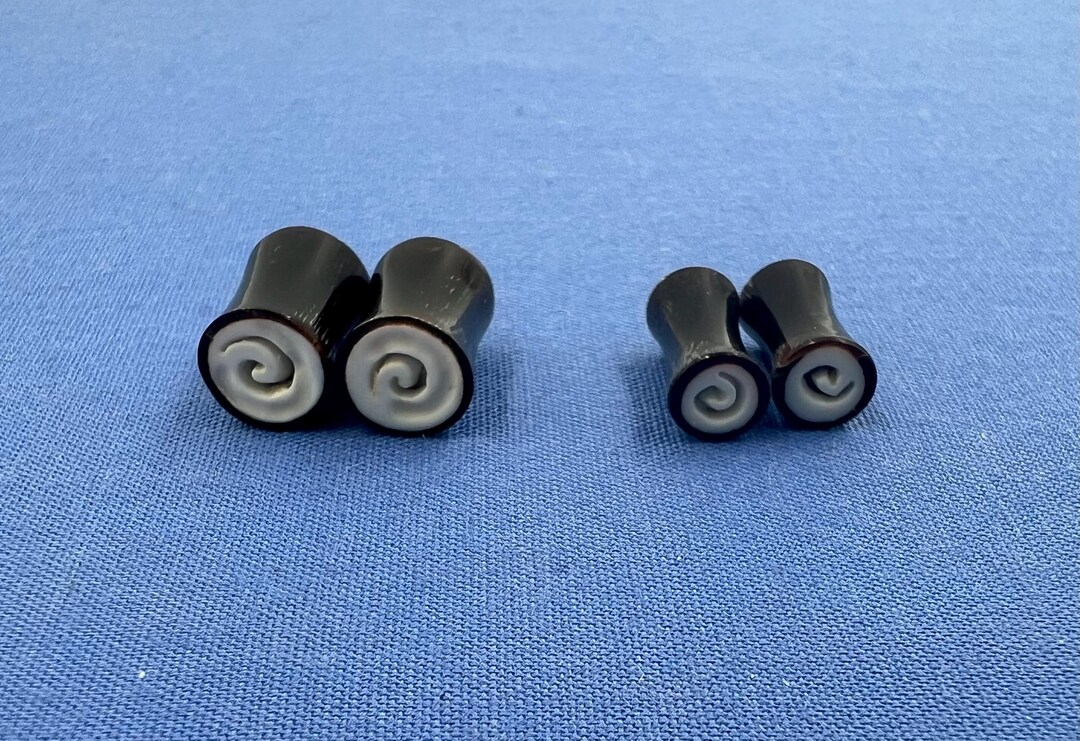 Black Buffalo Horn Ear Plugs, Bone Inlay Spiral Tunnel 4MM/6G or 6MM/2G ...