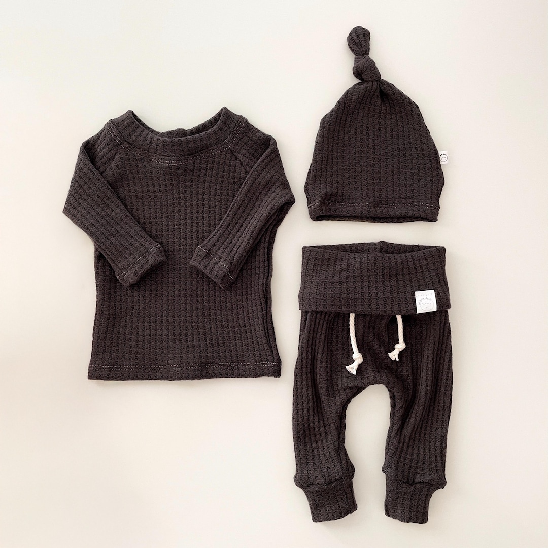 Black Waffle Knit Baby Outfit – Personalized Coming Home Set, Unisex ...
