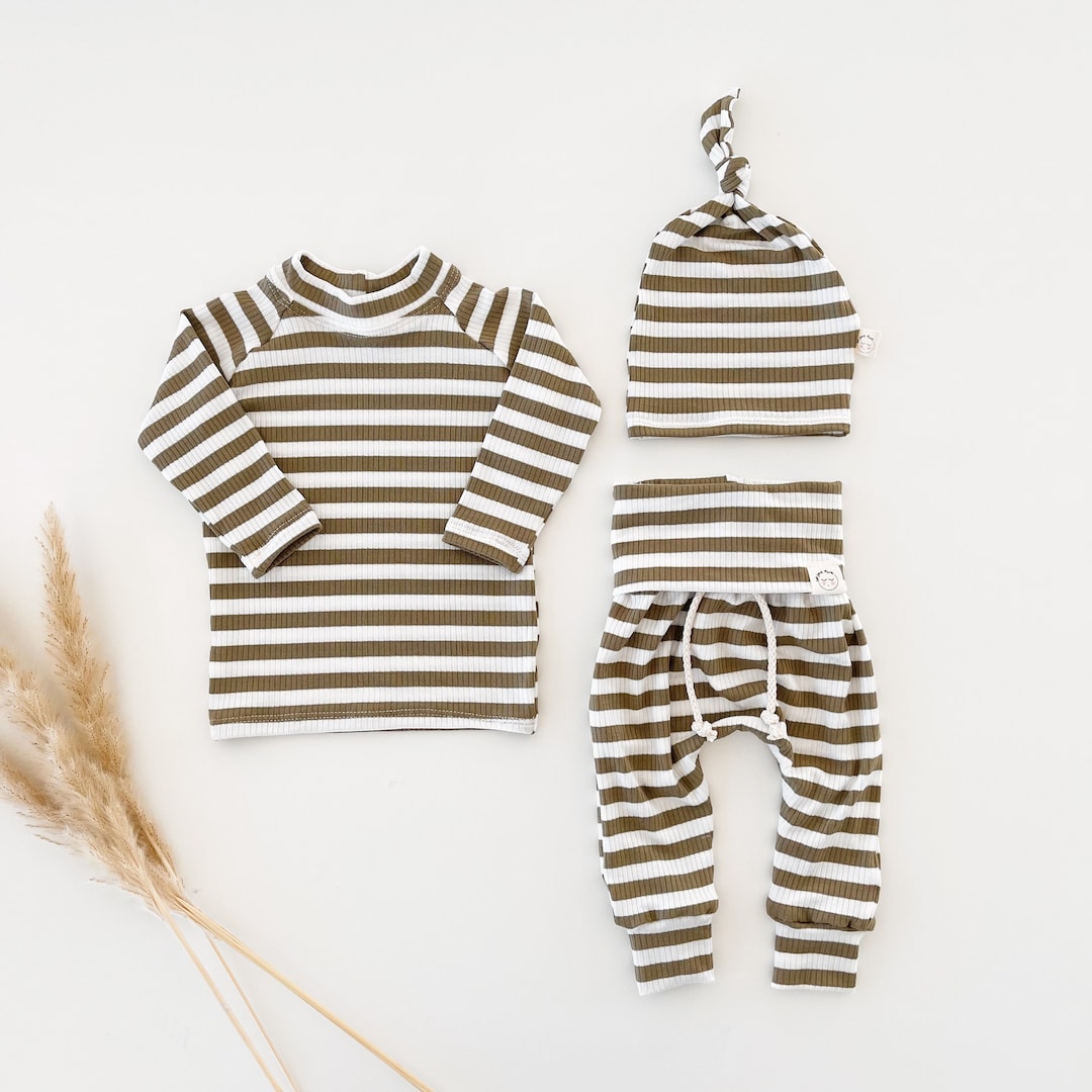 Green + White Stripe Baby Clothes, Neutral Baby Outfit, 3 Piece ...