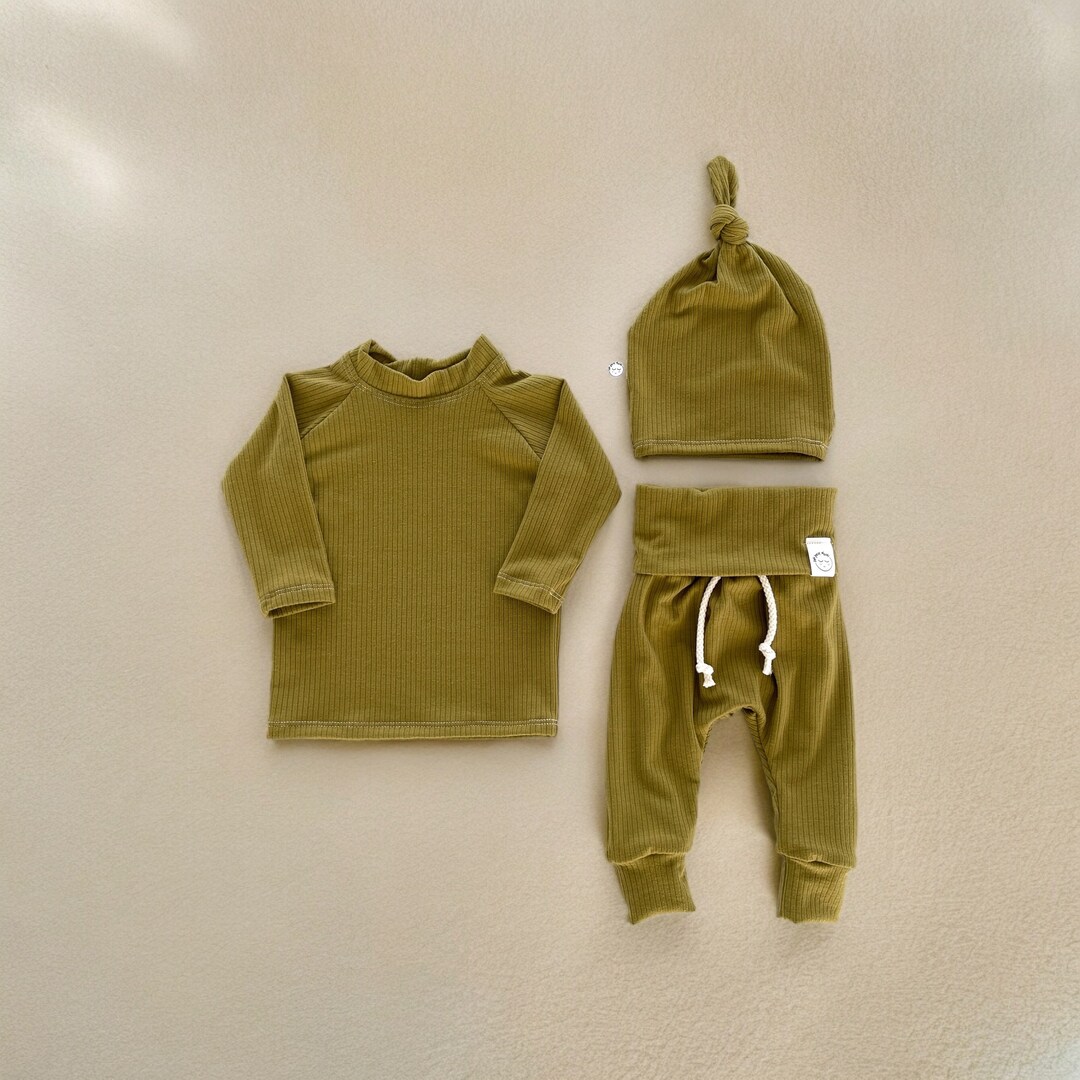 Moss Green, 2 Piece Rib Baby Clothes, Fall Coming Home Outfit, Minimal ...