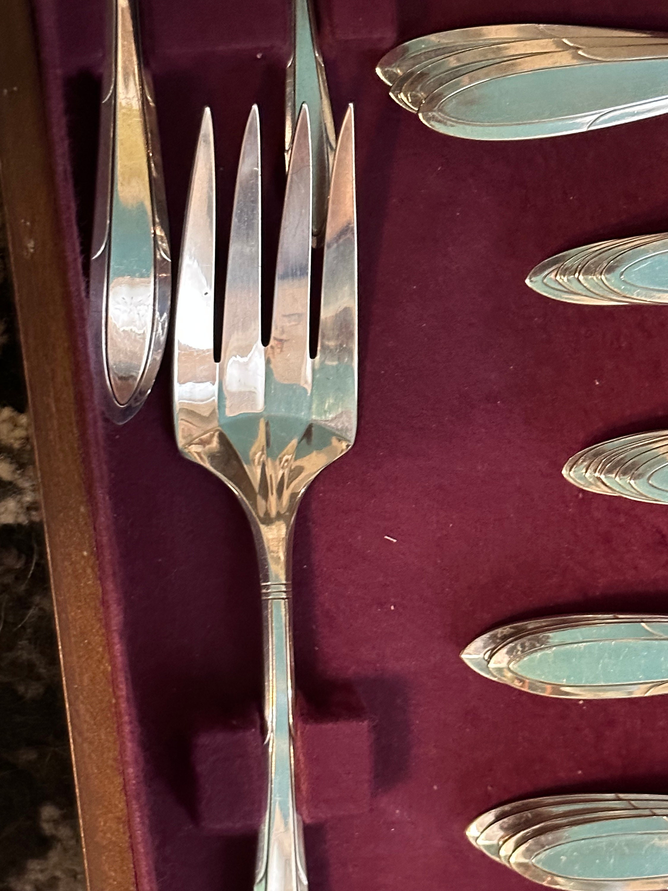 Nobility Plate “reverie” 1937 Complete Silver Plate Service for Eight ...