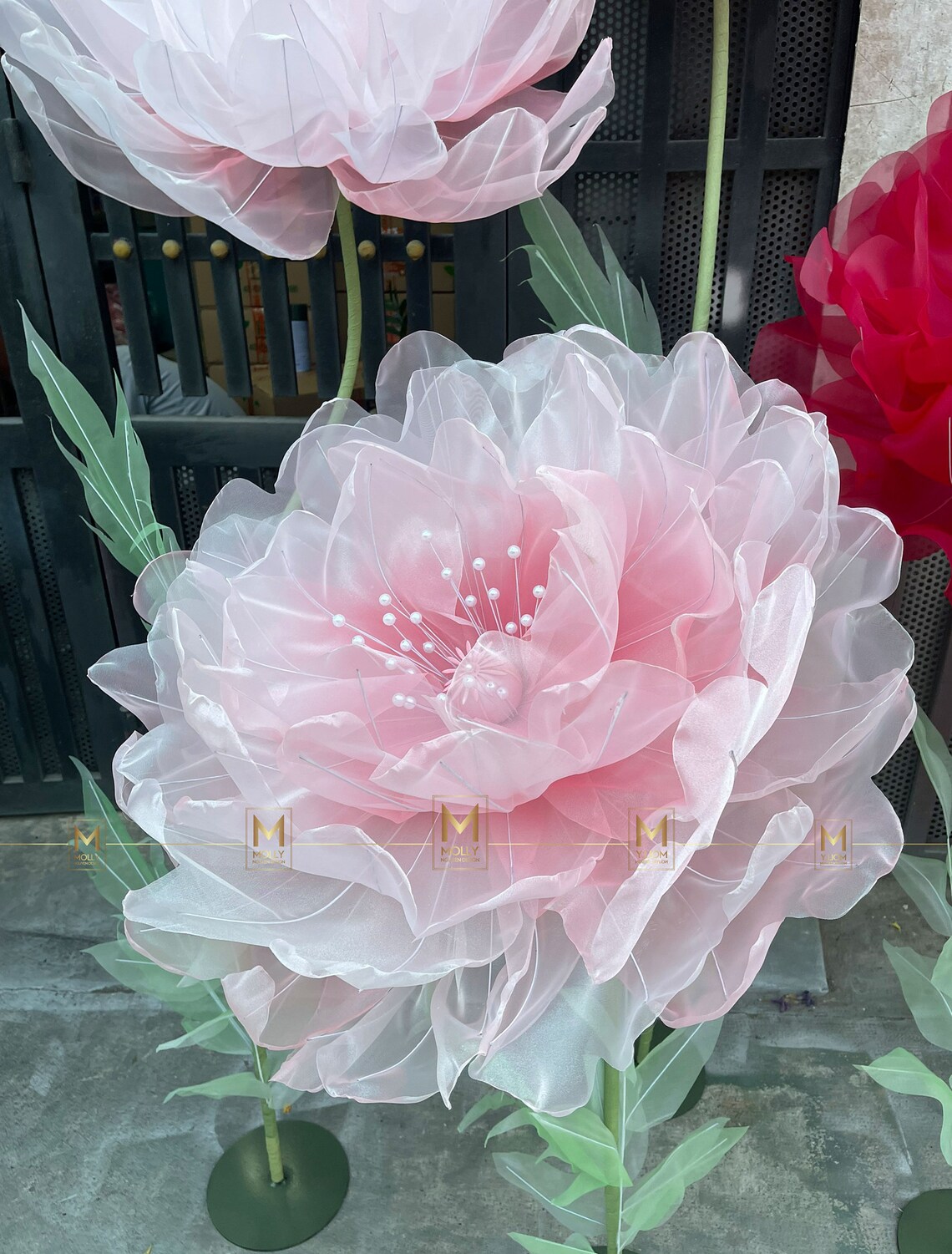 Stunning Giant Flower Full Set Options, Organza Flower Decors With ...