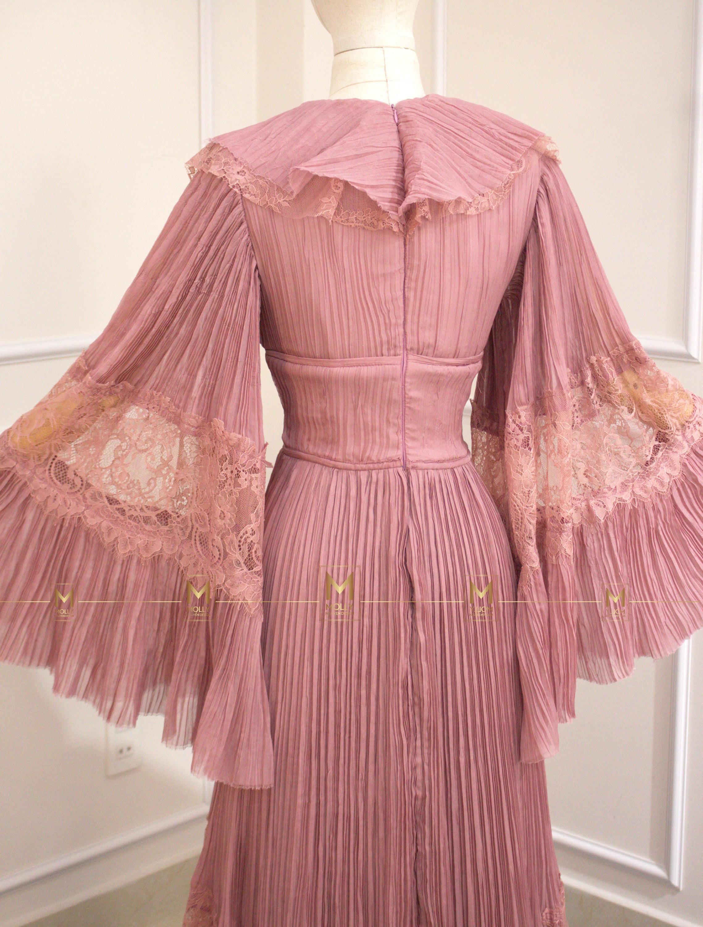 The Folklore Dress Inspired Costume by Mollynguyendesign Eras Outfit ...