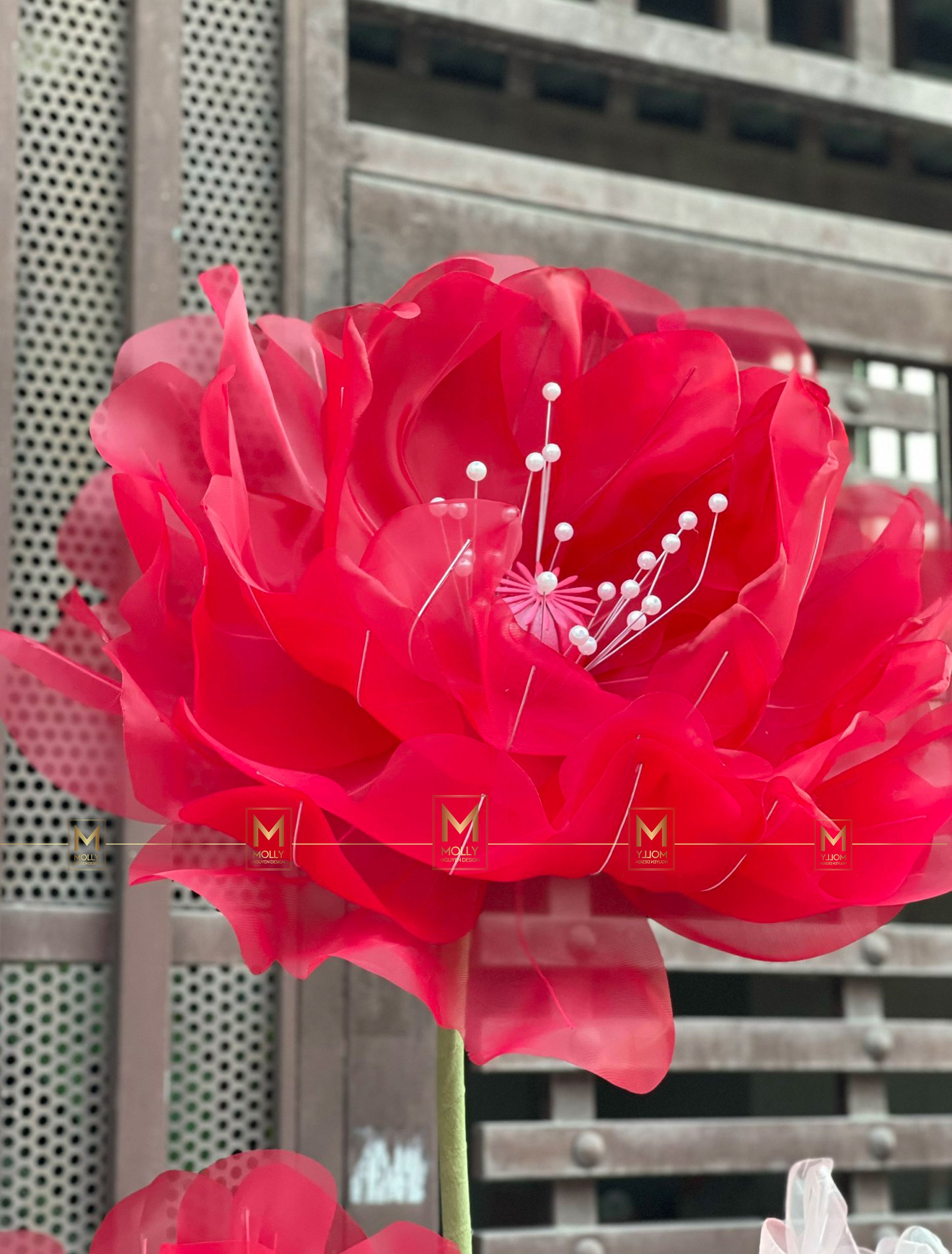 Stunning Giant Flower Full Set Options, Organza Flower Decors With ...