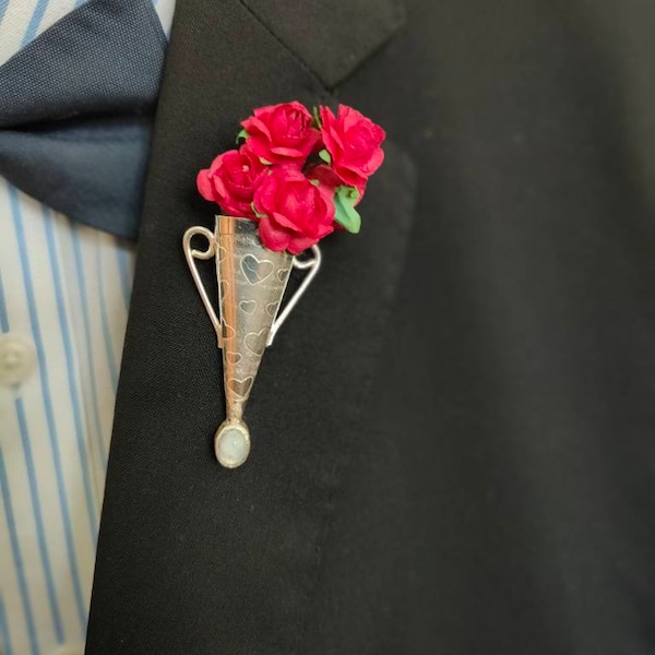 Poirot Flower Lapel Pin - Etsy
