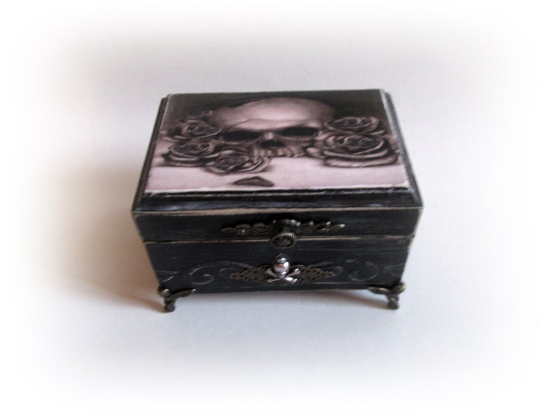 Sugar Skull Box Jewelry Box Skull and Roses Gothic Trinket Box - Etsy UK