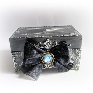 Raven Jewelry Box Personalized Box Gothic Trinket Box Antique Ring Box ...
