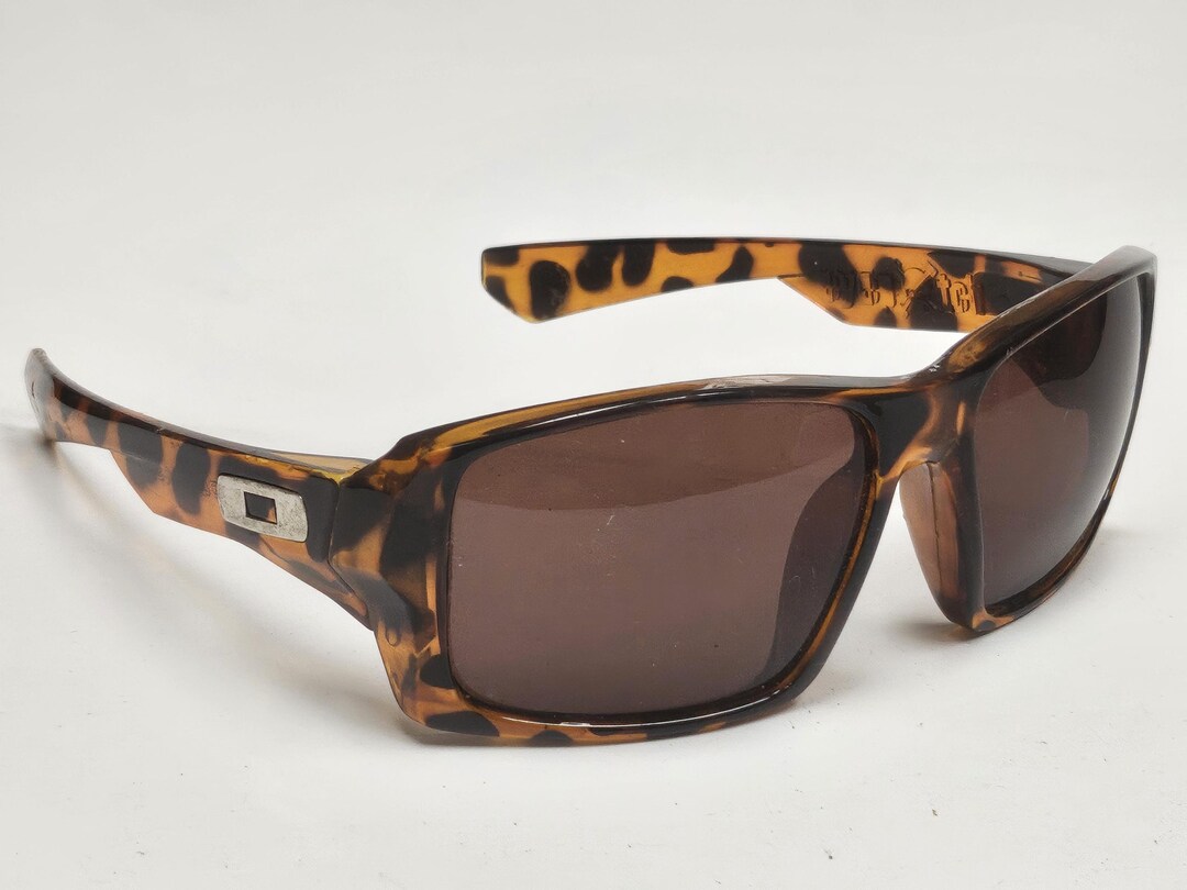 Oakley Eye Patch Tortouse Brown Wrap Designer Sunglasses Made in USA ...