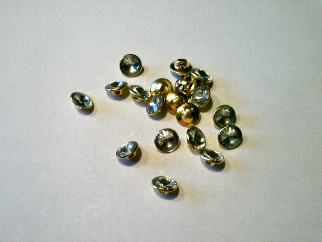 5 Noble Buttons /5 Noble Buttons - Etsy