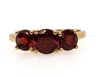 Pyrope Garnet Ring - Etsy