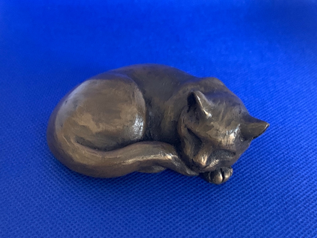 Cat Cold Cast Bronze Figurine ...sleeping Fine Quality Made in the U.K ...