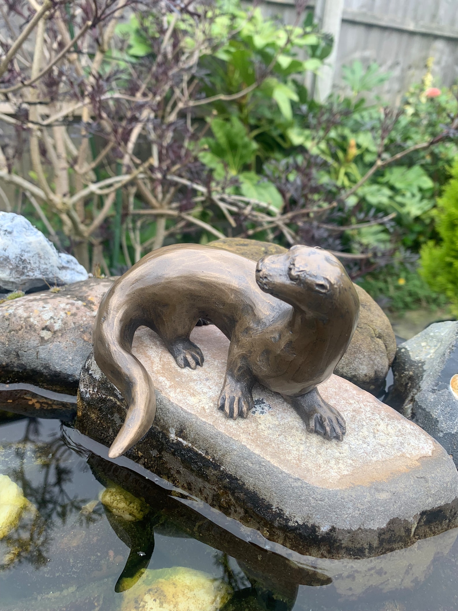 Otter Figurine Cold Cast Bronze Looking Back Fine Quality - Etsy