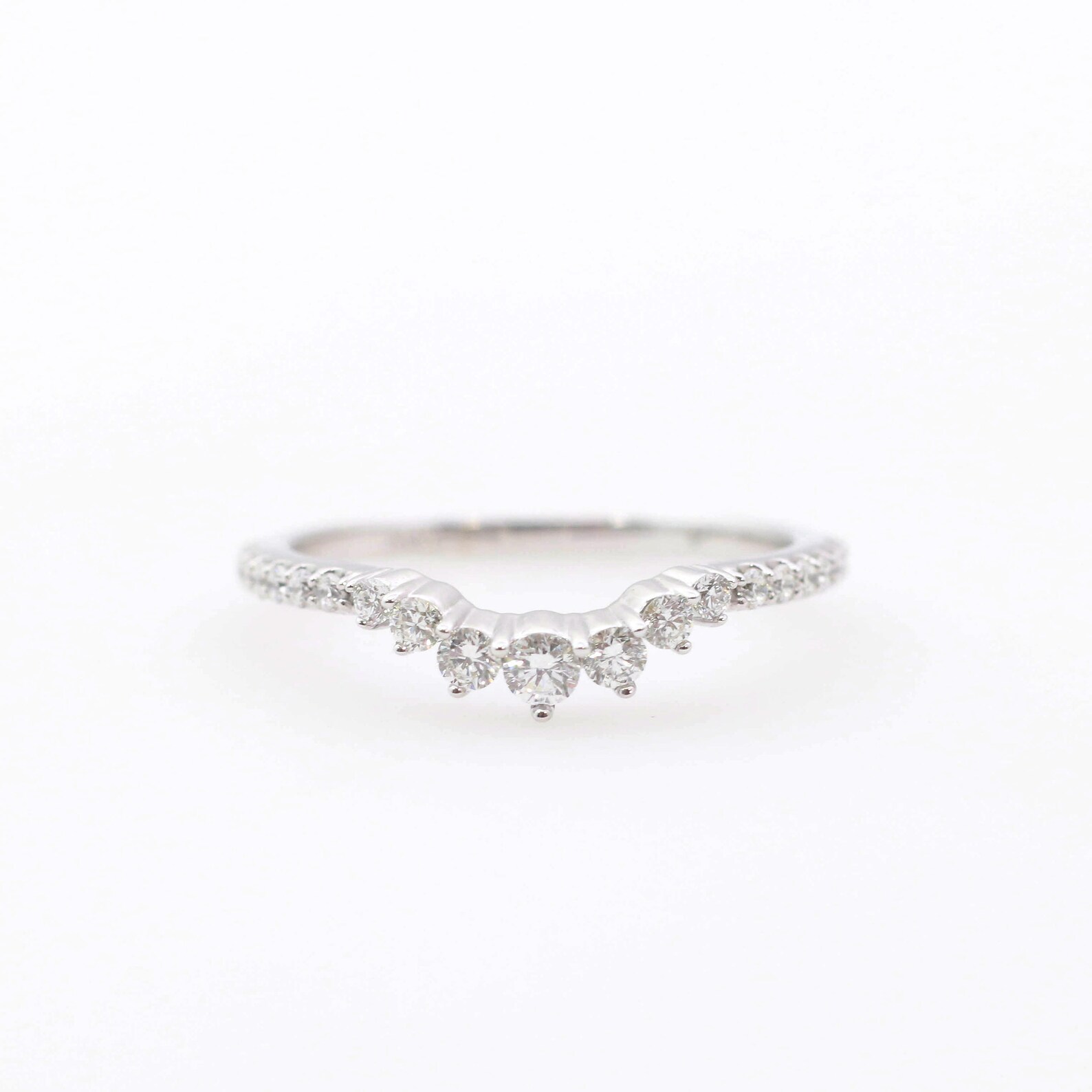 Diamond Contour Band // Diamond Tracer Band // Wedding Band // | Etsy