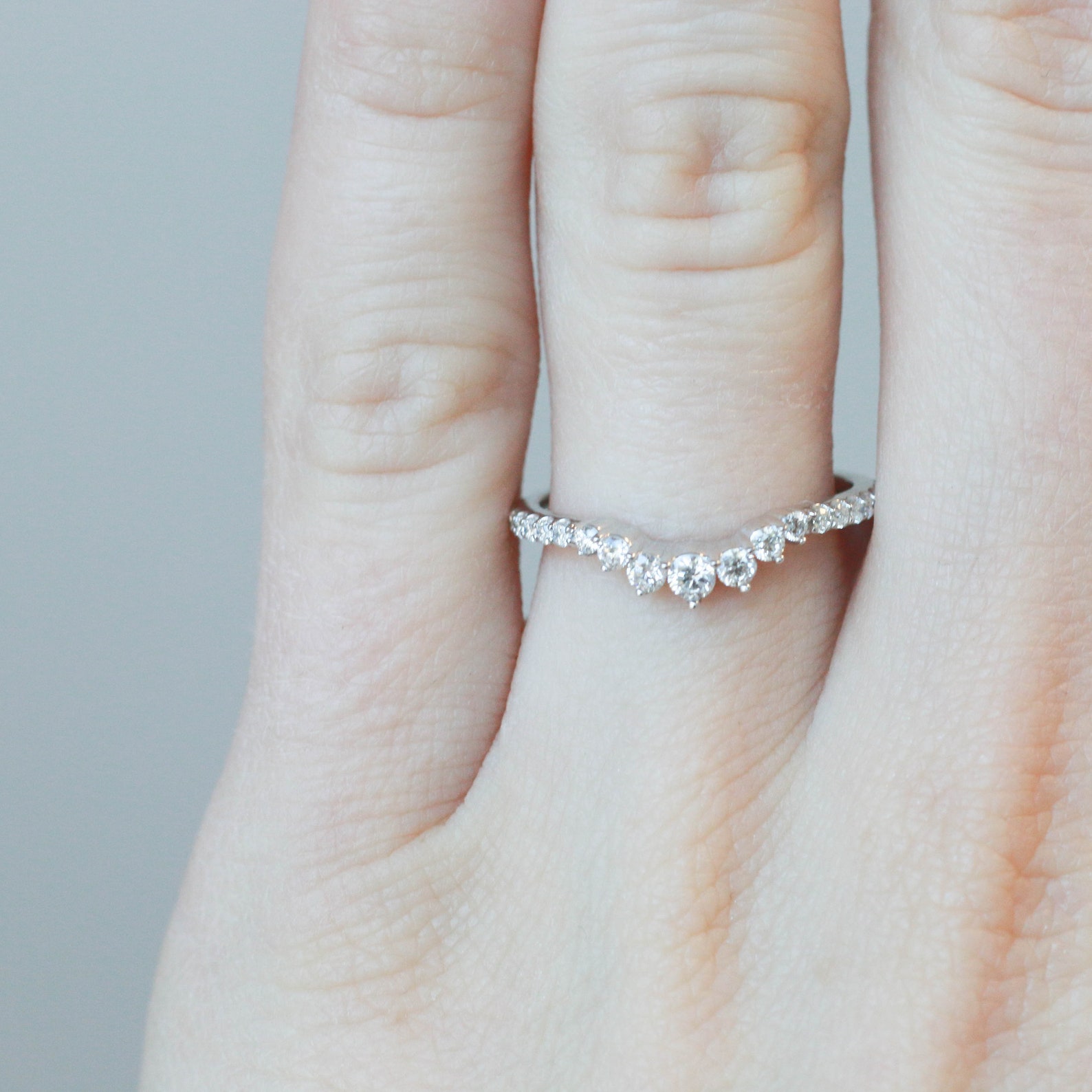 Diamond Contour Band // Diamond Tracer Band // Wedding Band // | Etsy