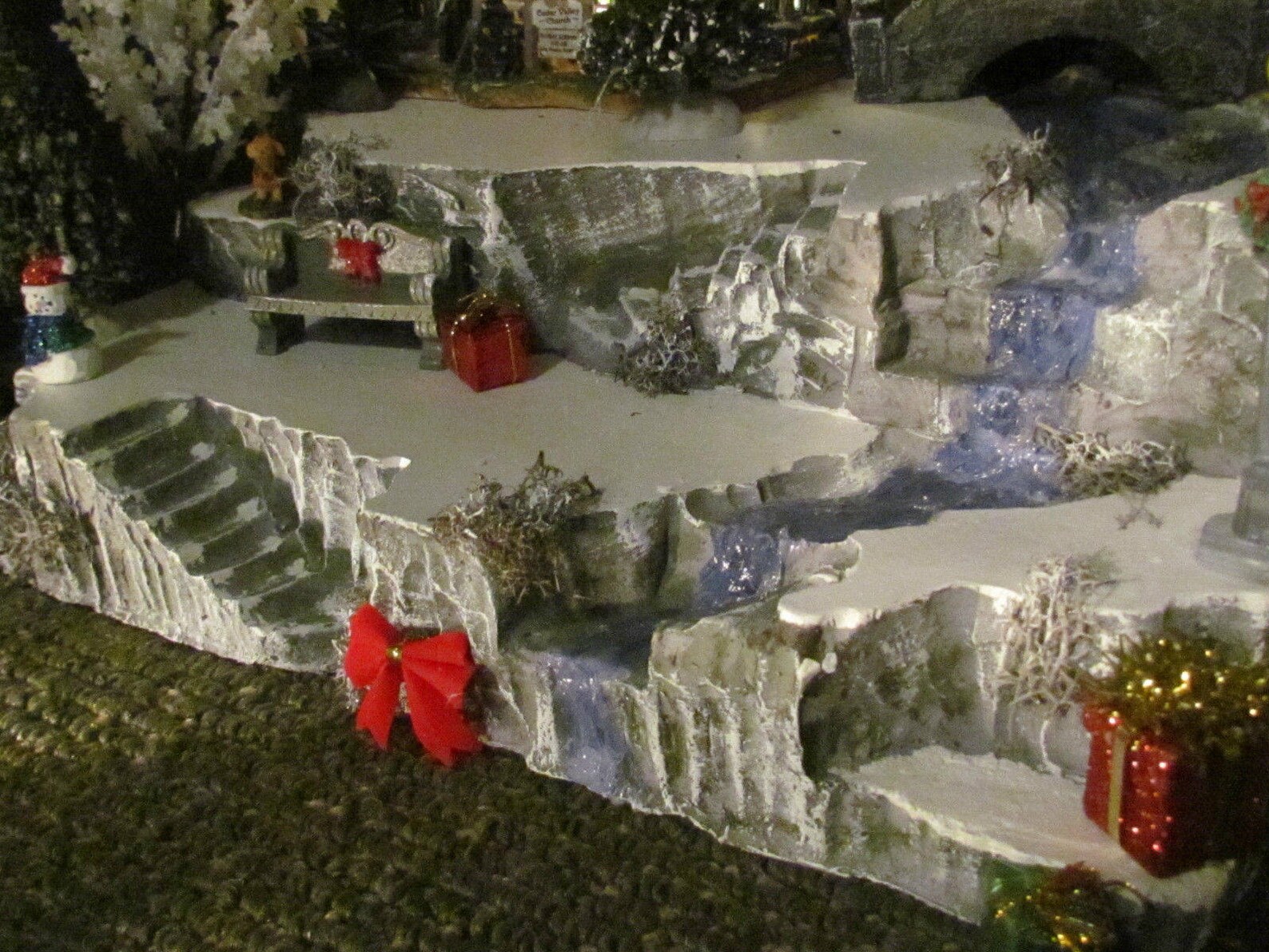 CREEK Christmas VILLAGE DISPLAY Base for Dept 56 Lemax Miniature City ...