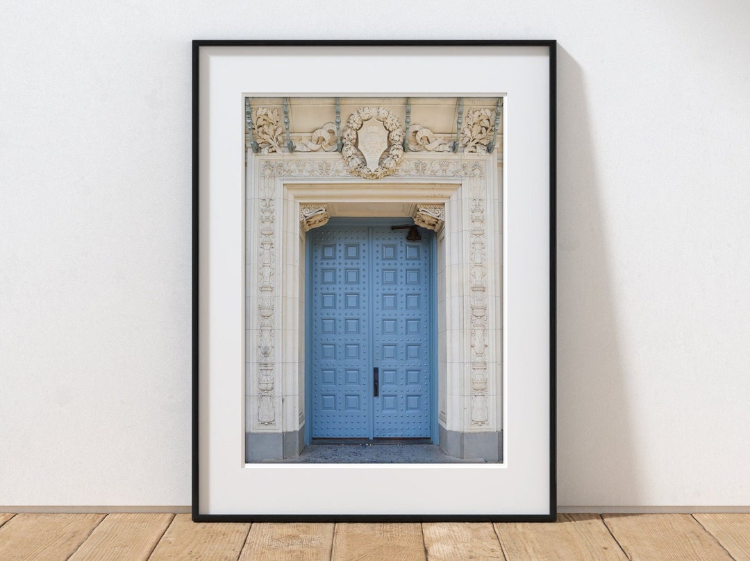 University of Texas Photography, Sutton Hall, UT Austin Campus, Blue ...