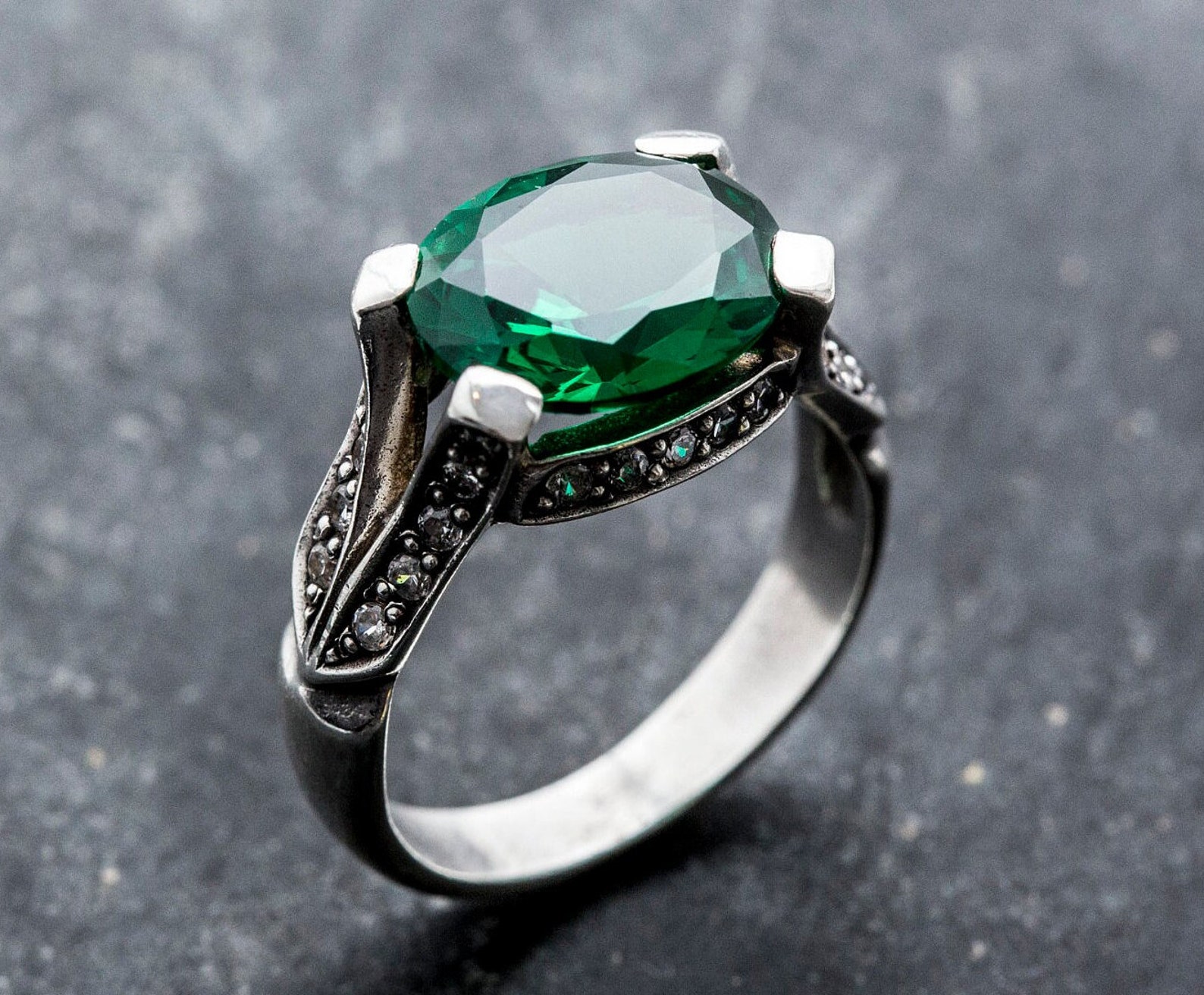 Emerald Ring Vintage Emerald Ring Emerald Green Ring - Etsy