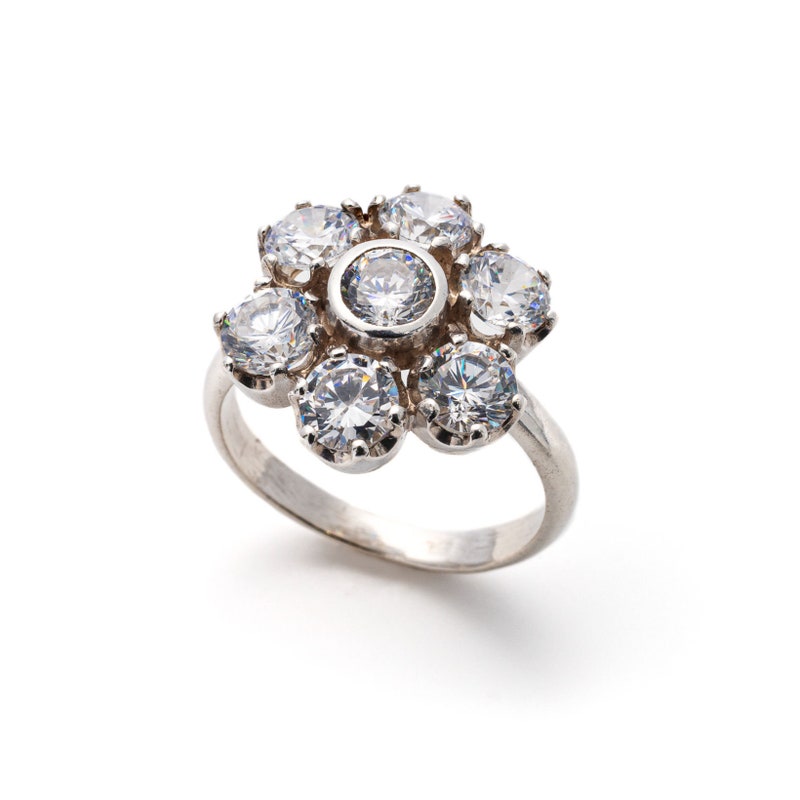 Diamond Flower Ring - Etsy