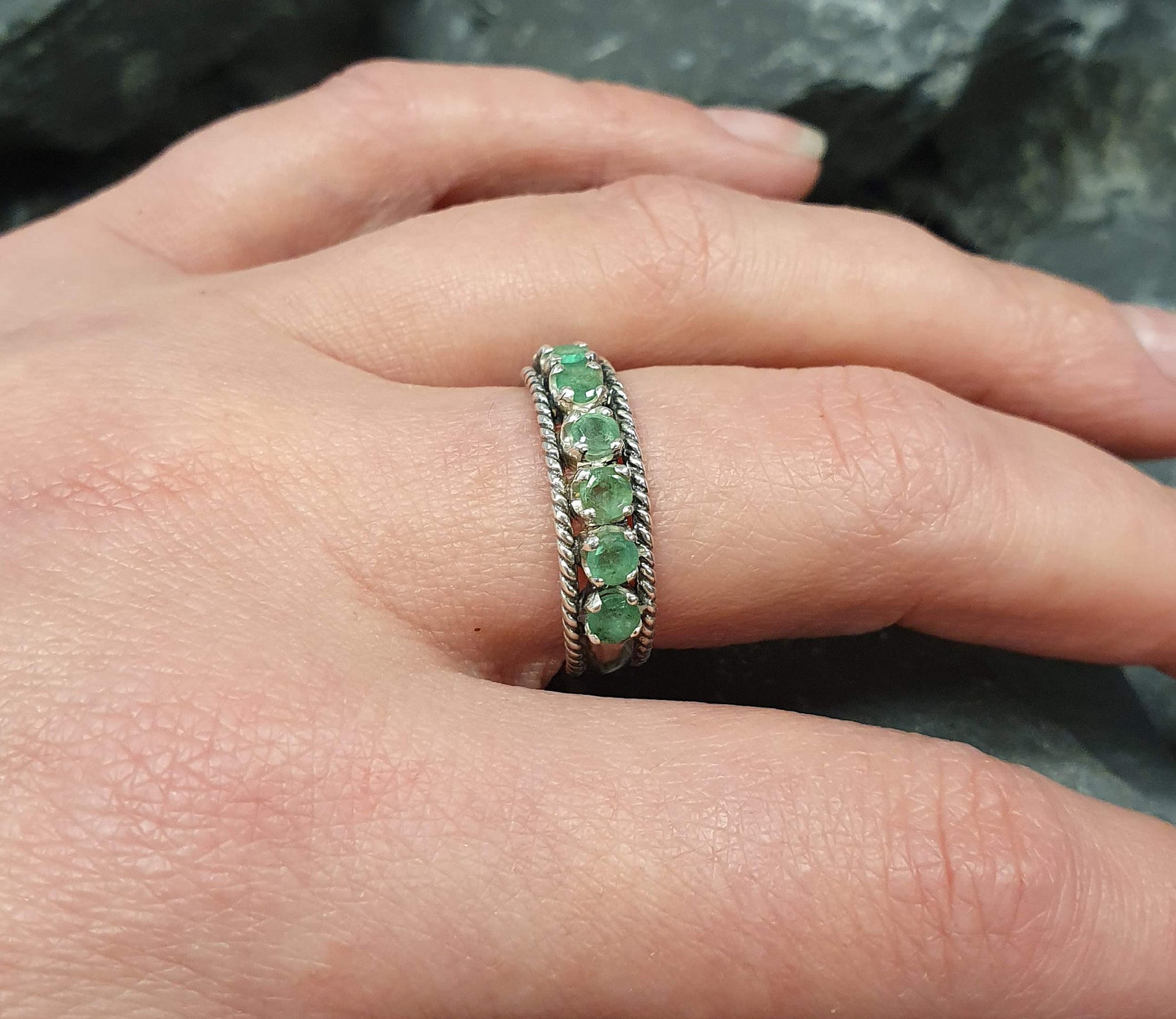 Emerald Band Natural Emerald Vintage Band Emerald Ring - Etsy