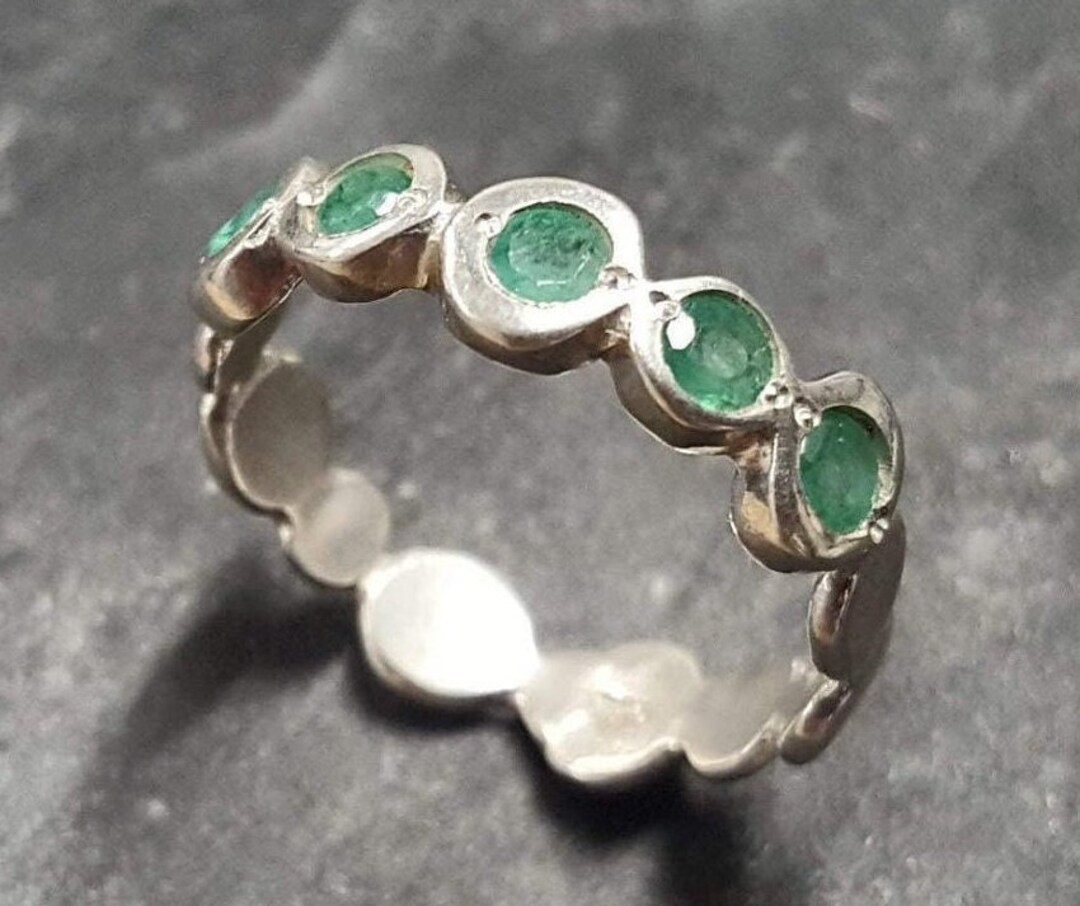 Emerald Band Natural Emerald Ring Stackable Band May - Etsy UK
