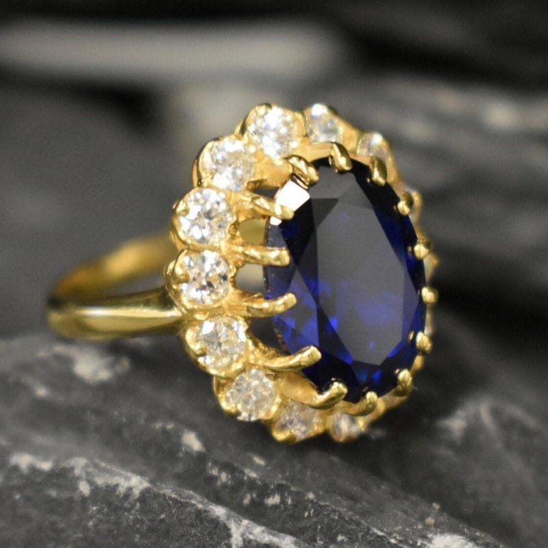 Gold Sapphire Ring - Etsy