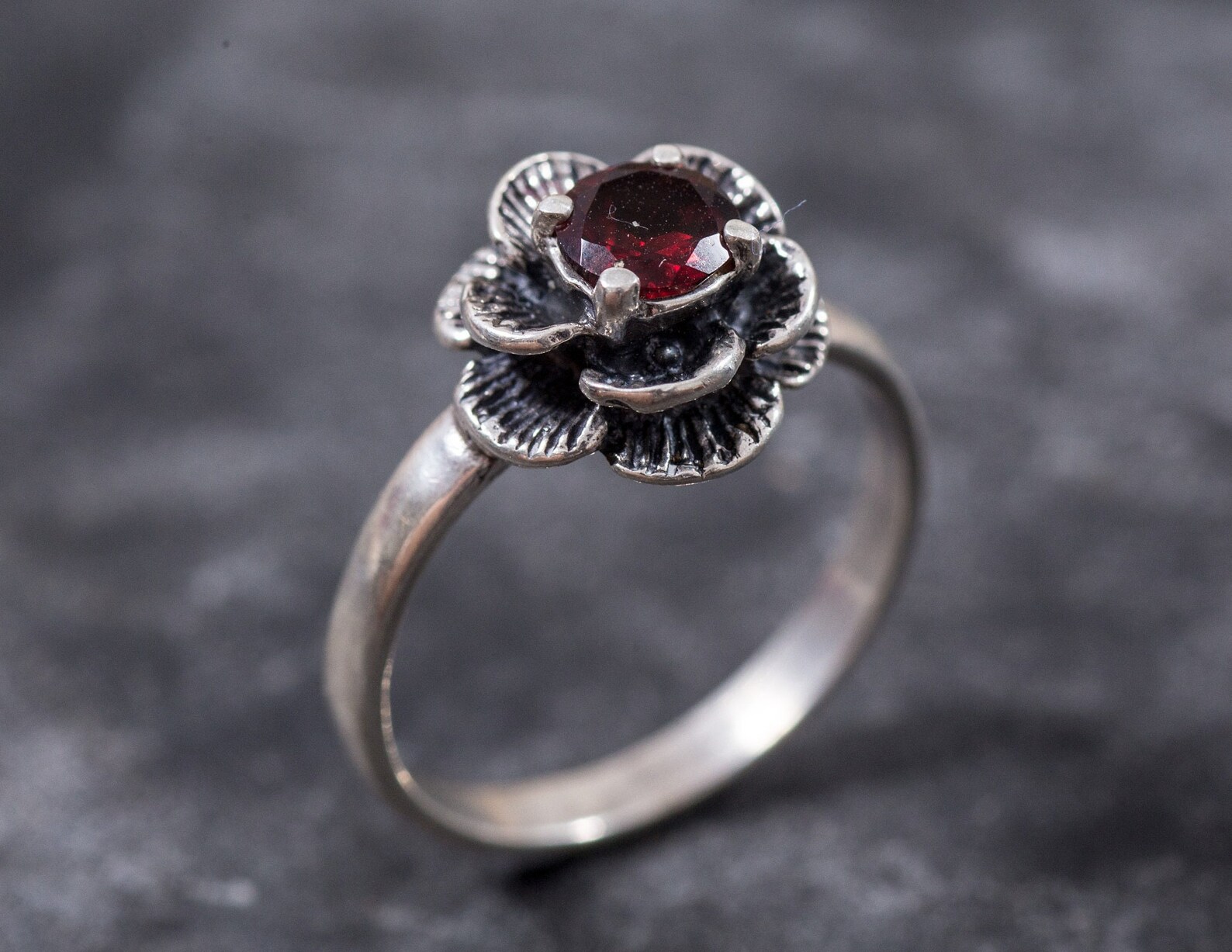 Real Garnet Ring Vintage Garnet Ring Flower Ring January - Etsy