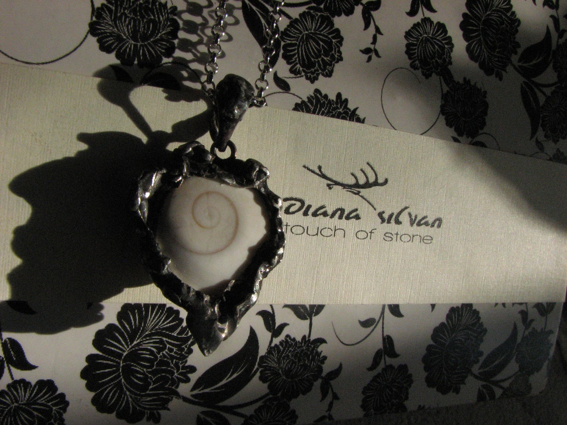 Operculum Pendant, Natural Operculum Shamanic Protective Amulet, Tribal ...