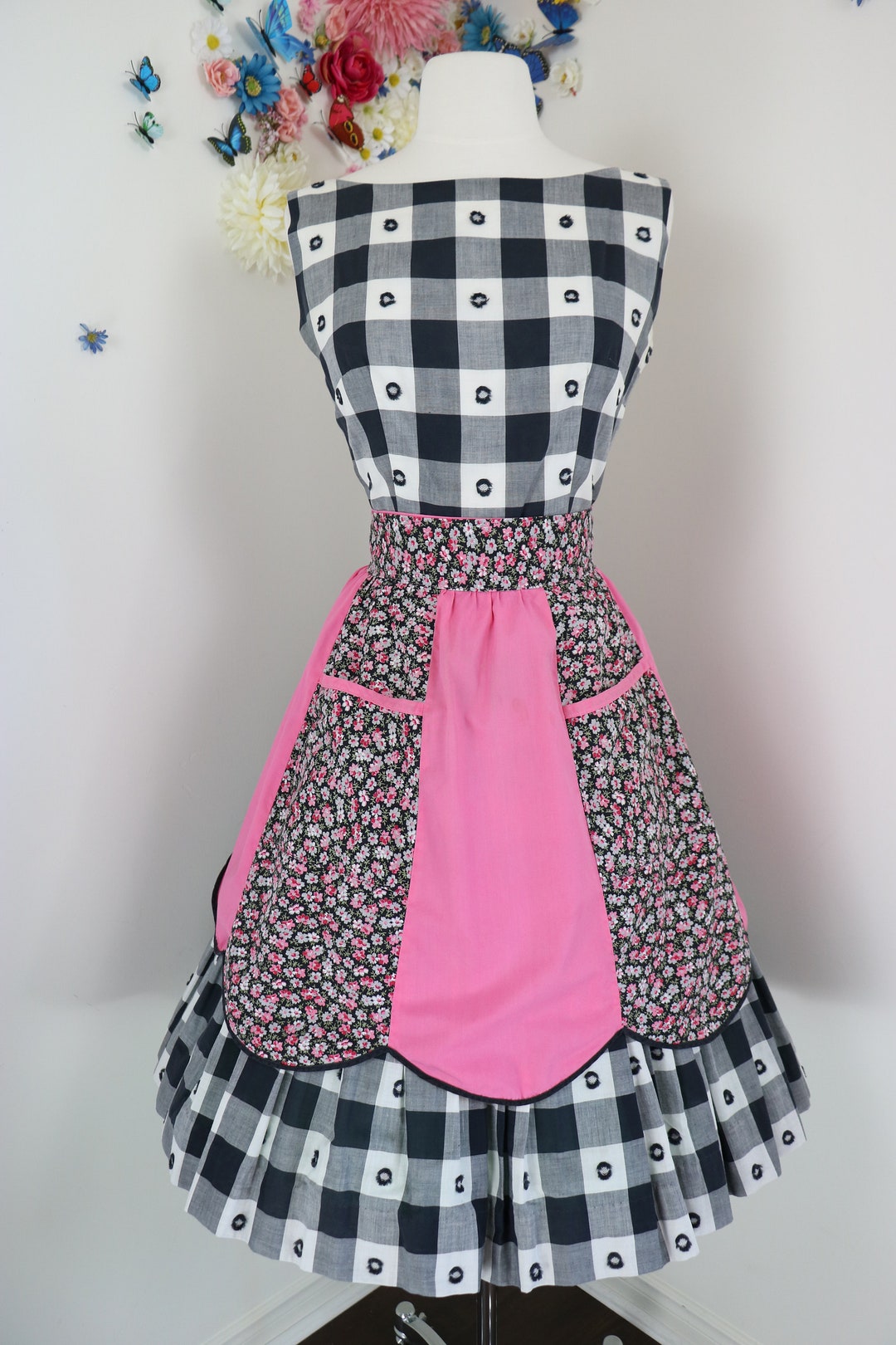 Vintage Apron 1950s Handmade Floral Calico Half Apron Scalloped Hem ...