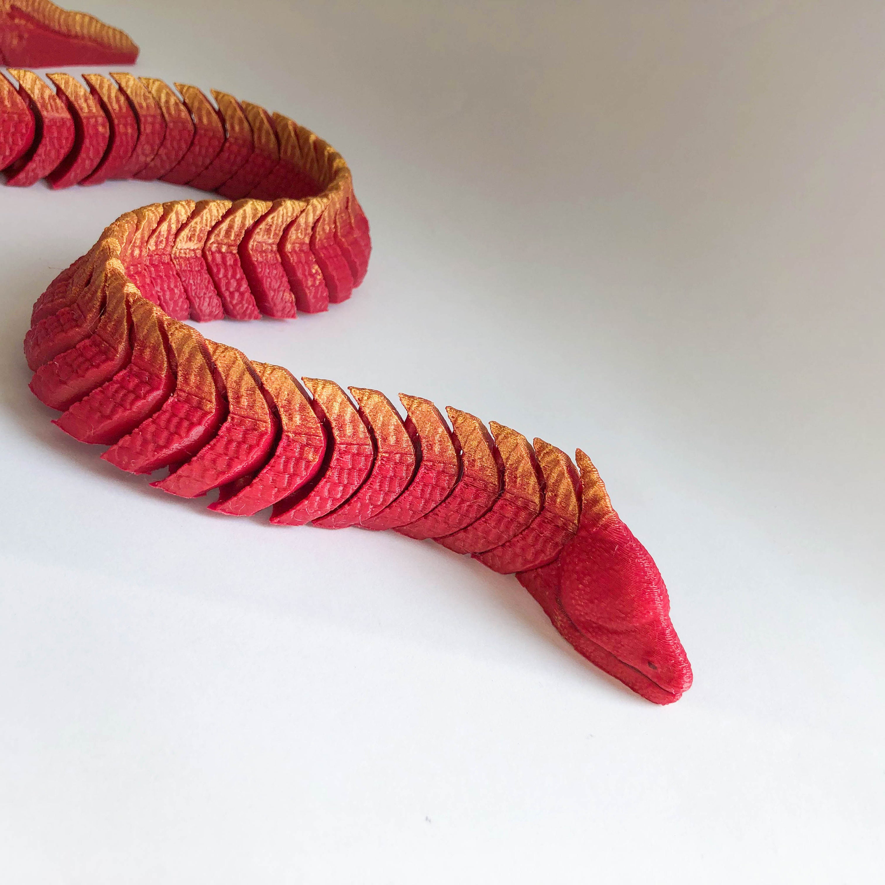 Articulated Eddie the Eel Fidget Toy 3D Printed Tabletop - Etsy