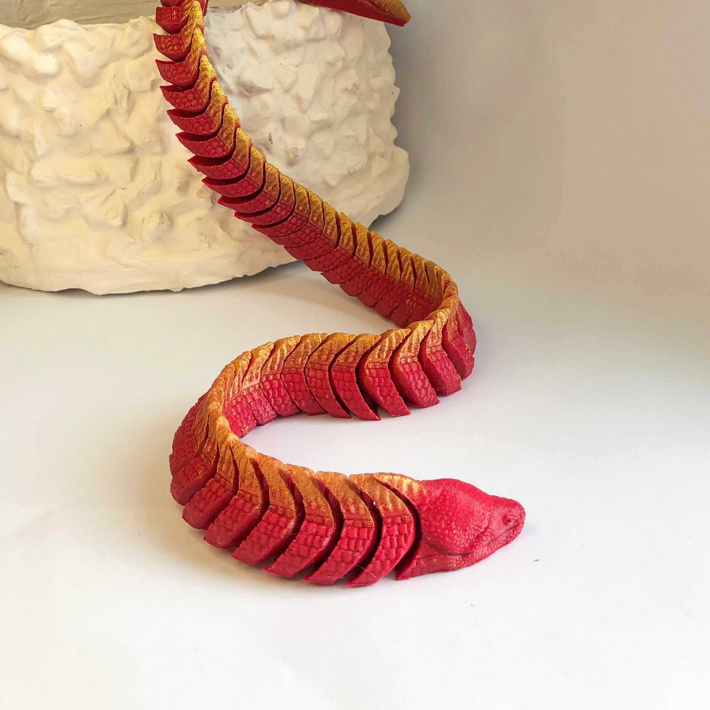 Articulated Eddie the Eel Fidget Toy 3D Printed Tabletop - Etsy
