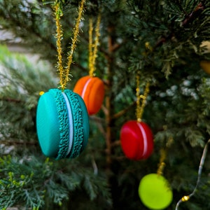Macaron-themed Holiday Tree Decoration, Fake Macaron for Xmas Tree ...